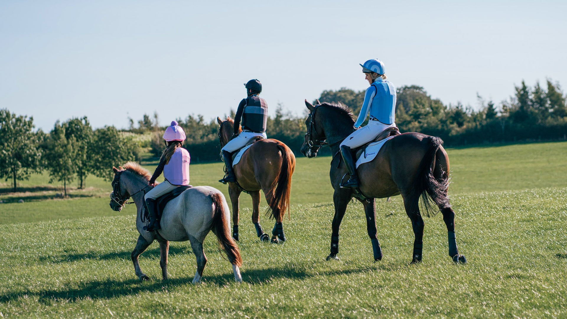 Custom Equestrian Silks and Accessories | Racesafe